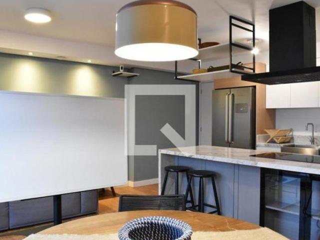 Apartamento à Venda Centro, 2 Quartos, 66 m² Curitiba