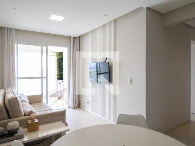 Apartamento à Venda Centro, 2 Quartos, 67 m2