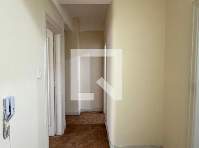 Apartamento à Venda Centro, 2 Quartos, 67 m2