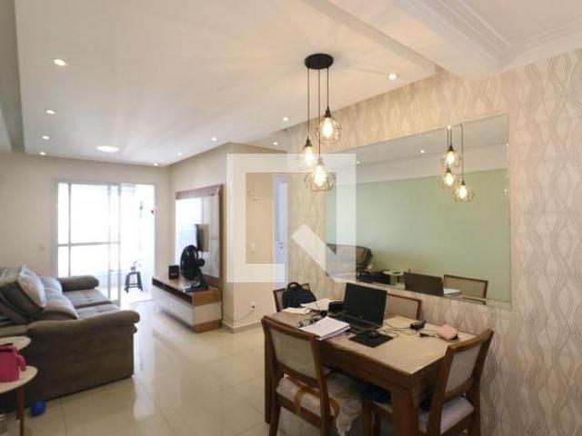 Apartamento à Venda Centro, 2 Quartos, 67 m2