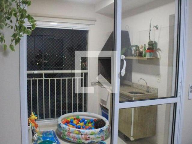 Apartamento à Venda Centro, 2 Quartos, 67 m2