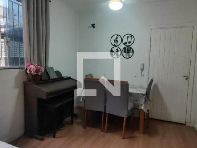 Apartamento à Venda Centro, 2 Quartos, 68 m2