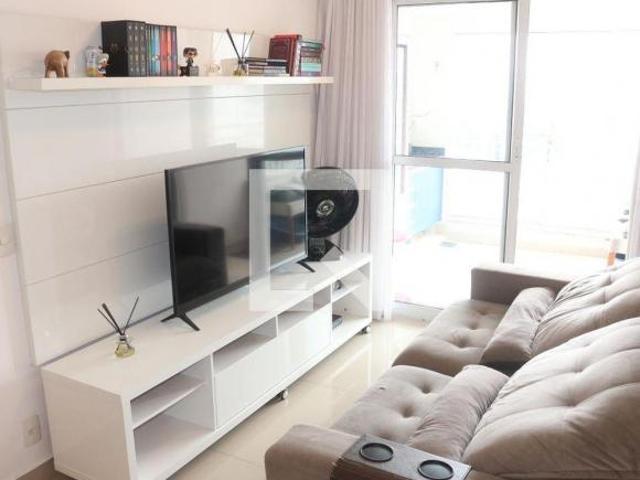 Apartamento à Venda Centro, 2 Quartos, 70 m2