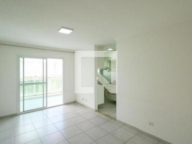 Apartamento à Venda Centro, 2 Quartos, 70 m2
