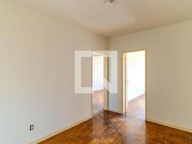 Apartamento à Venda Centro, 2 Quartos, 72 m2