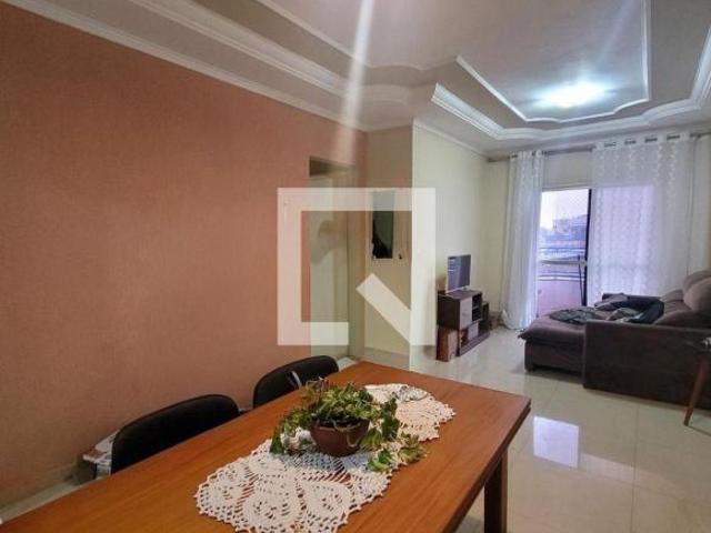 Apartamento à Venda Centro, 2 Quartos, 72 m2