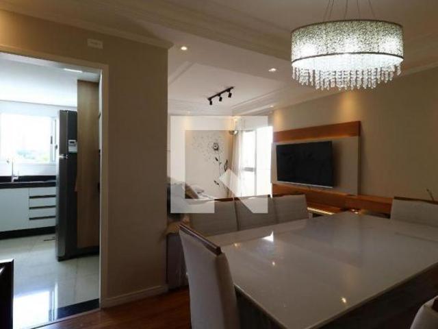 Apartamento à Venda Centro, 2 Quartos, 72 m2
