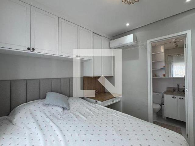 Apartamento à Venda Centro, 2 Quartos, 72 m2