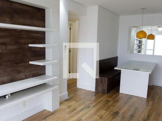Apartamento à Venda Centro, 2 Quartos, 75 m2