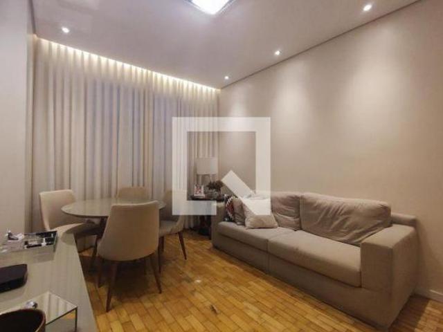 Apartamento à Venda Centro, 2 Quartos, 75 m2