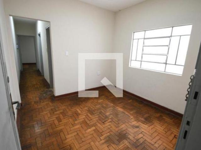 Apartamento à Venda Centro, 2 Quartos, 75 m2