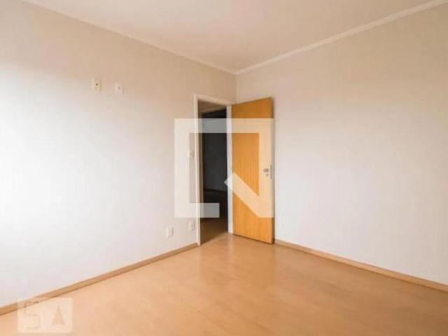 Apartamento à Venda Centro, 2 Quartos, 75 m2