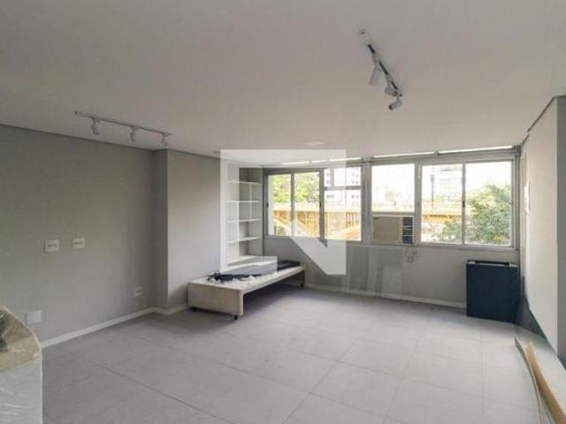 Apartamento à Venda Centro, 2 Quartos, 76 m2