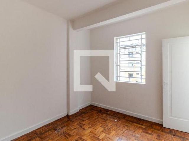 Apartamento à Venda Centro, 2 Quartos, 76 m2