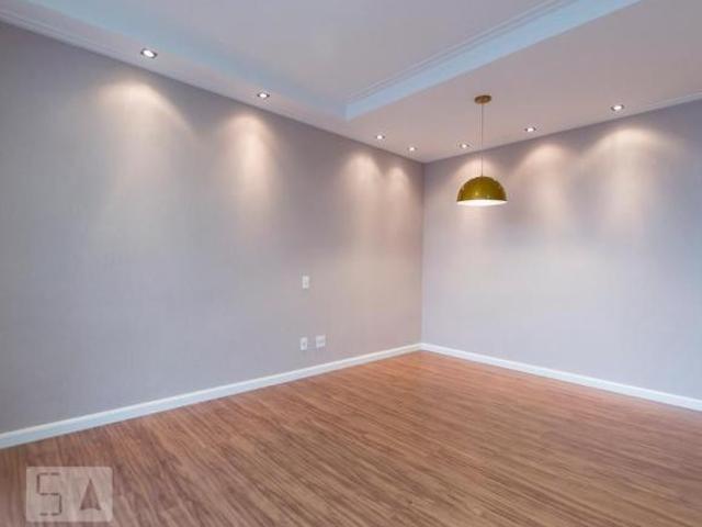 Apartamento à Venda Centro, 2 Quartos, 77 m2