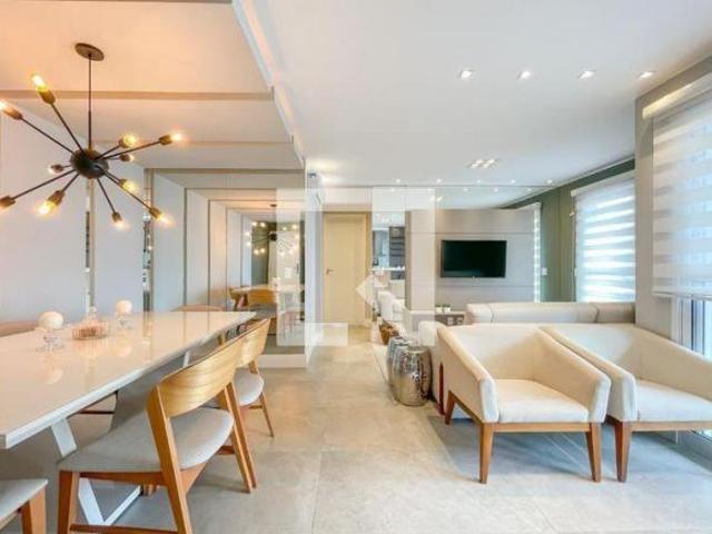 Apartamento à Venda Centro, 2 Quartos, 86 m2