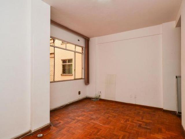 Apartamento à Venda Centro, 2 Quartos, 88 m2