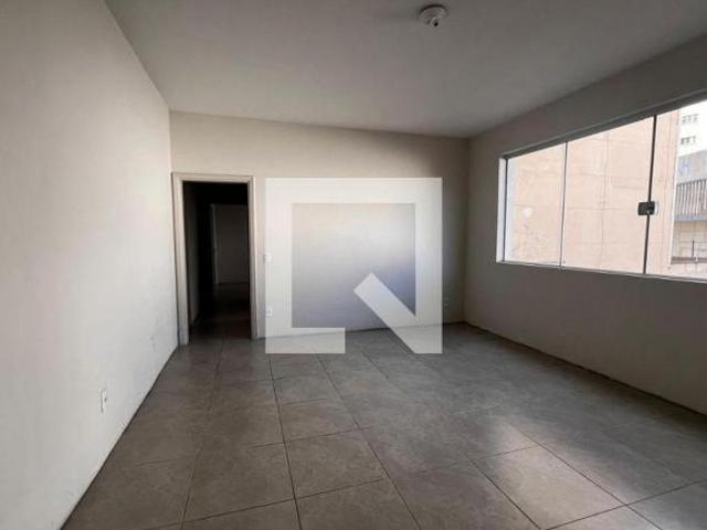 Apartamento à Venda Centro, 2 Quartos, 90 m2