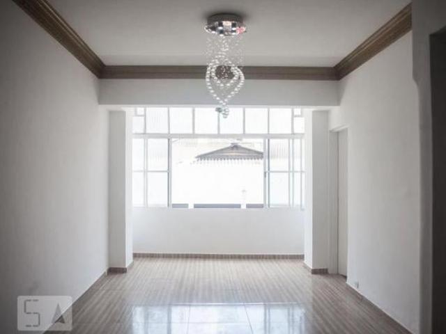 Apartamento à Venda Centro, 2 Quartos, 90 m2
