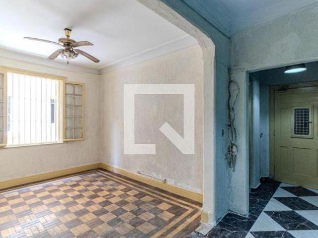 Apartamento à Venda Centro, 2 Quartos, 91 m2