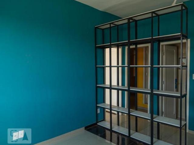 Apartamento à Venda Centro, 2 Quartos, 99 m2