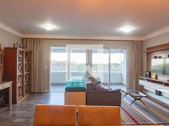 Apartamento à Venda Centro, 3 Quartos, 105 m2