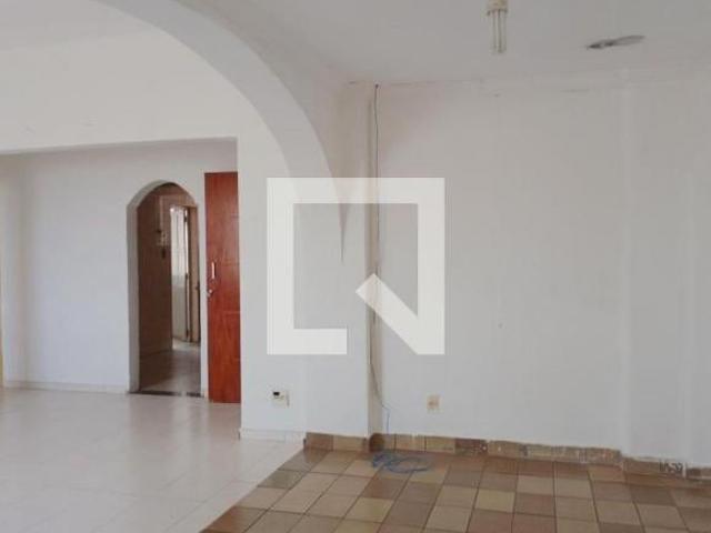Apartamento à Venda Centro, 3 Quartos, 1098 m2