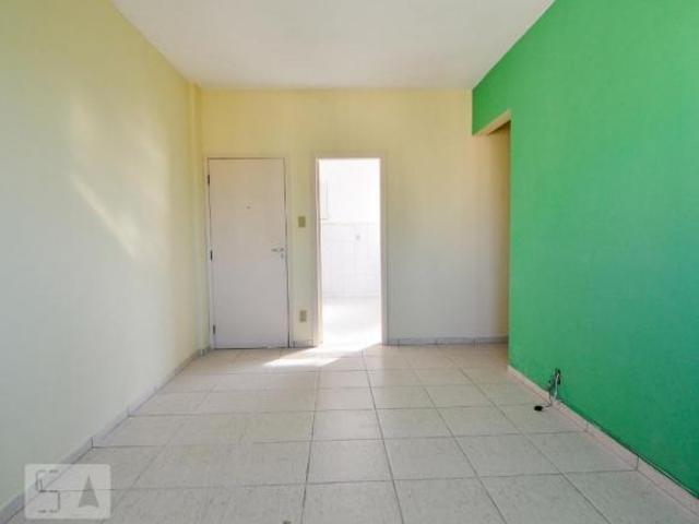 Apartamento à Venda Centro, 3 Quartos, 100 m2