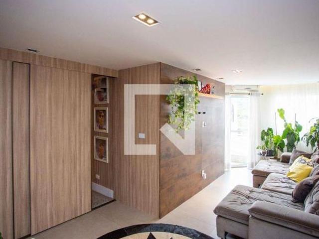 Apartamento à Venda Centro, 3 Quartos, 120 m2