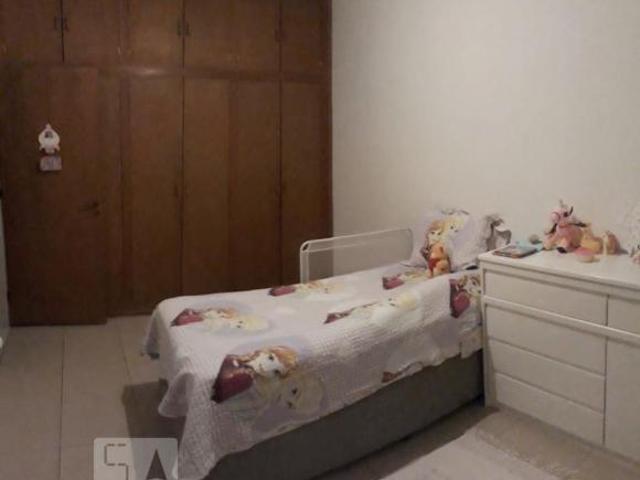 Apartamento à Venda Centro, 3 Quartos, 200 m2