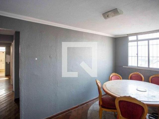 Apartamento à Venda Centro, 3 Quartos, 70 m2