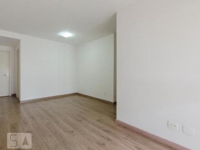 Apartamento à Venda Centro, 3 Quartos, 75 m2