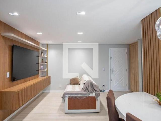 Apartamento à Venda Centro, 3 Quartos, 82 m2