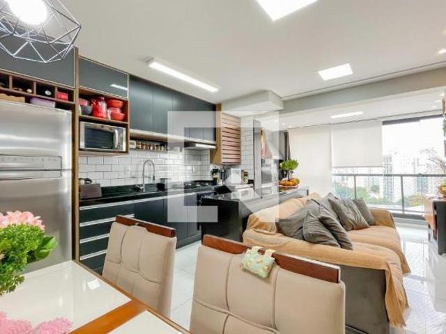 Apartamento à Venda Centro, 3 Quartos, 85 m2
