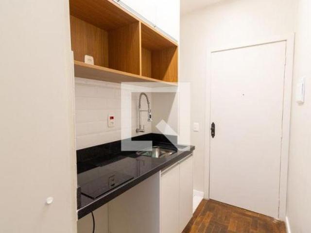 Apartamento à Venda Centro Histórico, 1 Quarto, 20 m² Porto Alegre