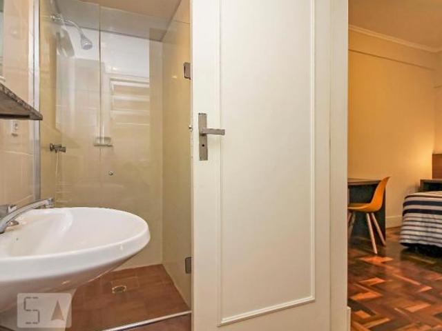 Apartamento à Venda Centro Histórico, 1 Quarto, 20 m² Porto Alegre