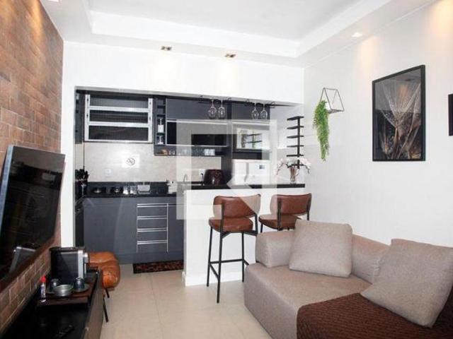 Apartamento à Venda Centro Histórico, 1 Quarto, 30 m² Porto Alegre
