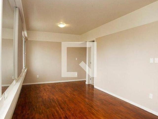 Apartamento à Venda Centro Histórico, 1 Quarto, 30 m² Porto Alegre