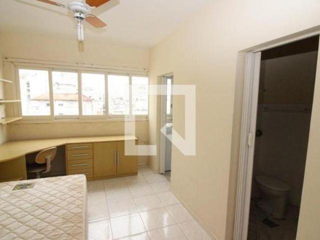 Apartamento à Venda Centro Histórico, 1 Quarto, 32 m² Porto Alegre