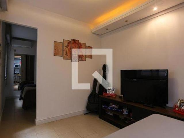 Apartamento à Venda Centro Histórico, 1 Quarto, 32 m² Porto Alegre