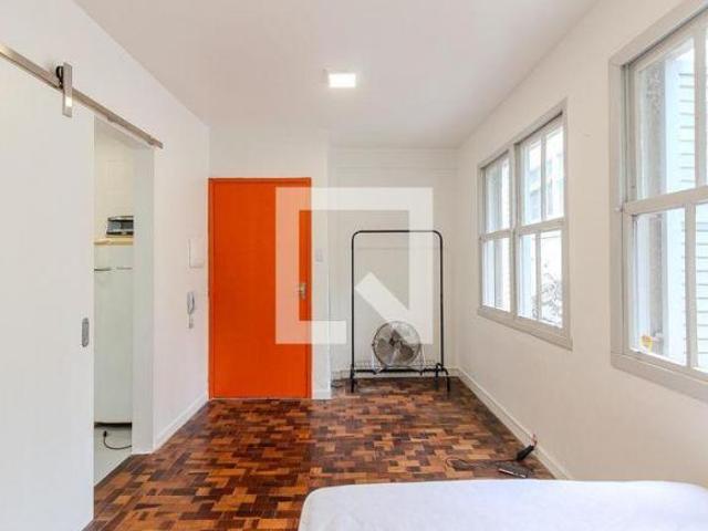Apartamento à Venda Centro Histórico, 1 Quarto, 34 m² Porto Alegre