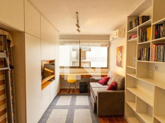 Apartamento à Venda Centro Histórico, 1 Quarto, 45 m² Porto Alegre