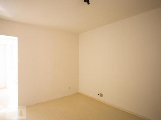 Apartamento à Venda Centro Histórico, 1 Quarto, 48 m² Porto Alegre