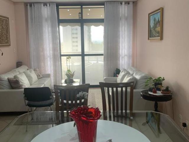 Apartamento à venda, Centro, Pindamonhangaba, SP