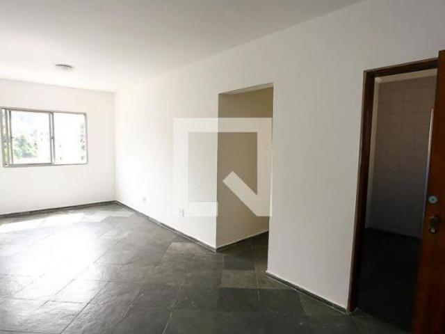 Apartamento à Venda Chácara Agrindus, 2 Quartos, 70 m² Taboão da Serra
