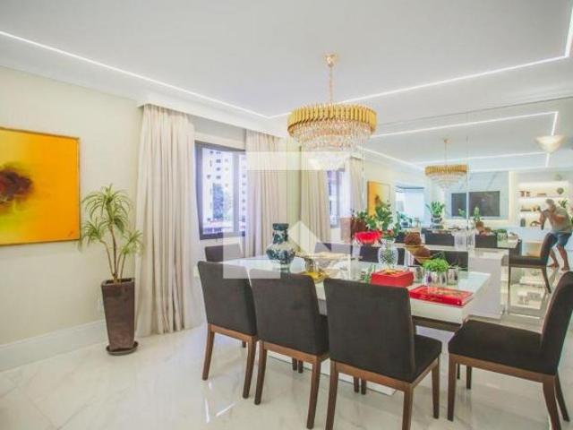 Apartamento à Venda Chácara Inglesa, 4 Quartos, 234 m2