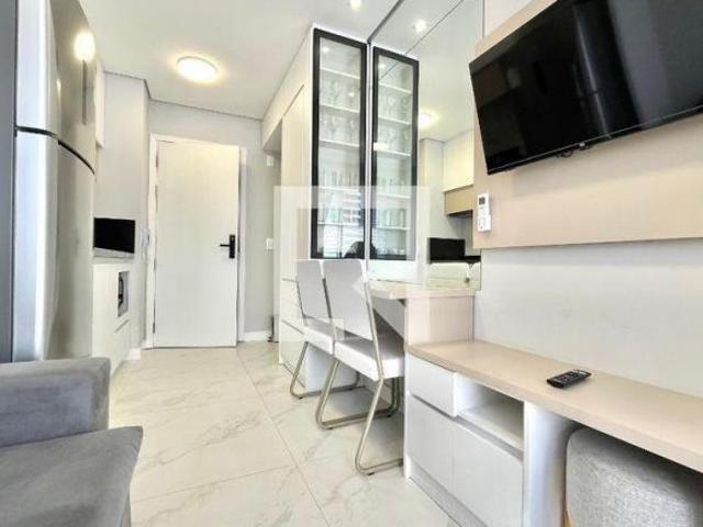 Apartamento à Venda Chácara Inglesa, 1 Quarto, 28 m² São Paulo