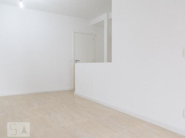 Apartamento à Venda Chácara Inglesa, 2 Quartos, 70 m2