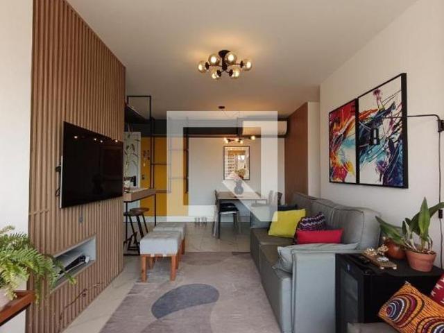 Apartamento à Venda Chácara Inglesa, 2 Quartos, 71 m2