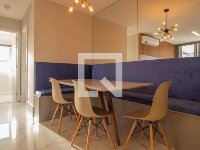 Apartamento à Venda Chácara Inglesa, 2 Quartos, 72 m2